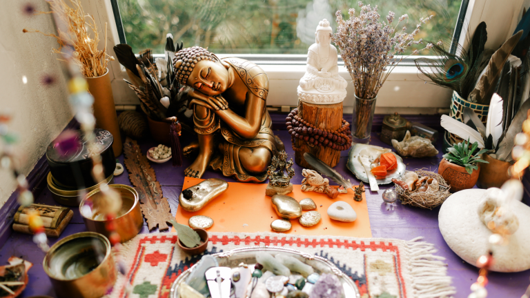 12 Magical Full Moon rituals to ground your energy